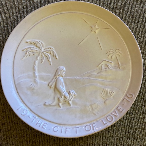 Frankoma | Holiday | Vintage Frankoma Stoneware Collectible 976 The ...